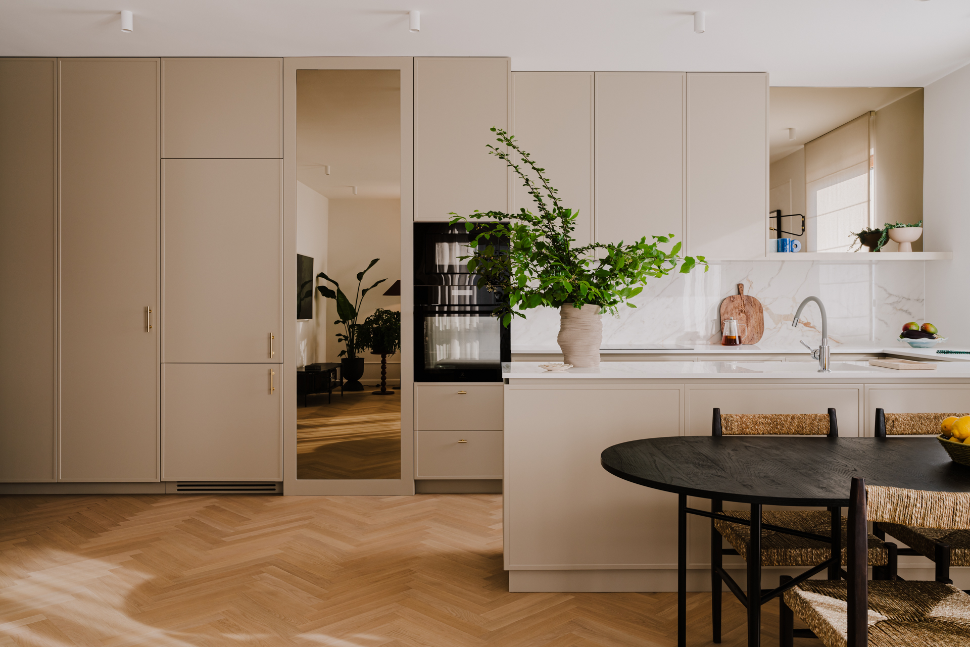 ZASOBY STUDIO — Earth color palette – apartment in Warsaw